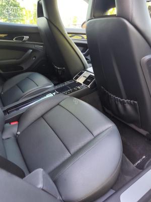 Black Porsche Panamera 2014 in Kaunas, with an engine capacity of 3.60 L and mileage of 175 thousand km for 21000 €, photo 25 on AUTOMOTO.COM.LV