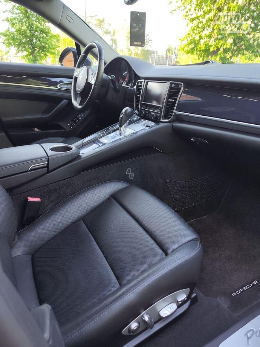Black Porsche Panamera 2014 in Kaunas, with an engine capacity of 3.60 L and mileage of 175 thousand km for 21000 €, photo 26 on AUTOMOTO.COM.LV