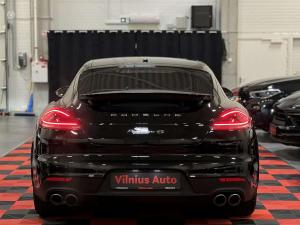 Melns Porsche Panamera 2014 Viļņa, ar dzinēja tilpumu 3.00 L un nobraukumu 97 tūkst. km par 29990 €, foto 6 vietnē AUTOMOTO.COM.LV