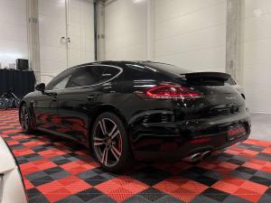 Melns Porsche Panamera 2014 Viļņa, ar dzinēja tilpumu 3.00 L un nobraukumu 97 tūkst. km par 29990 €, foto 7 vietnē AUTOMOTO.COM.LV
