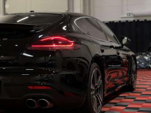 Melns Porsche Panamera 2014 Viļņa, ar dzinēja tilpumu 3.00 L un nobraukumu 97 tūkst. km par 29990 €, foto 11 vietnē AUTOMOTO.COM.LV