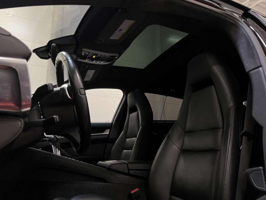 Melns Porsche Panamera 2014 Viļņa, ar dzinēja tilpumu 3.00 L un nobraukumu 97 tūkst. km par 29990 €, foto 16 vietnē AUTOMOTO.COM.LV