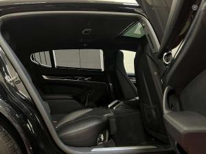 Melns Porsche Panamera 2014 Viļņa, ar dzinēja tilpumu 3.00 L un nobraukumu 97 tūkst. km par 29990 €, foto 37 vietnē AUTOMOTO.COM.LV