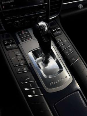 Melns Porsche Panamera 2014 Viļņa, ar dzinēja tilpumu 3.61 L un nobraukumu 176 tūkst. km par 20000 €, foto 16 vietnē AUTOMOTO.COM.LV