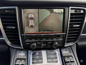 Melns Porsche Panamera 2014 Viļņa, ar dzinēja tilpumu 3.61 L un nobraukumu 176 tūkst. km par 20000 €, foto 17 vietnē AUTOMOTO.COM.LV