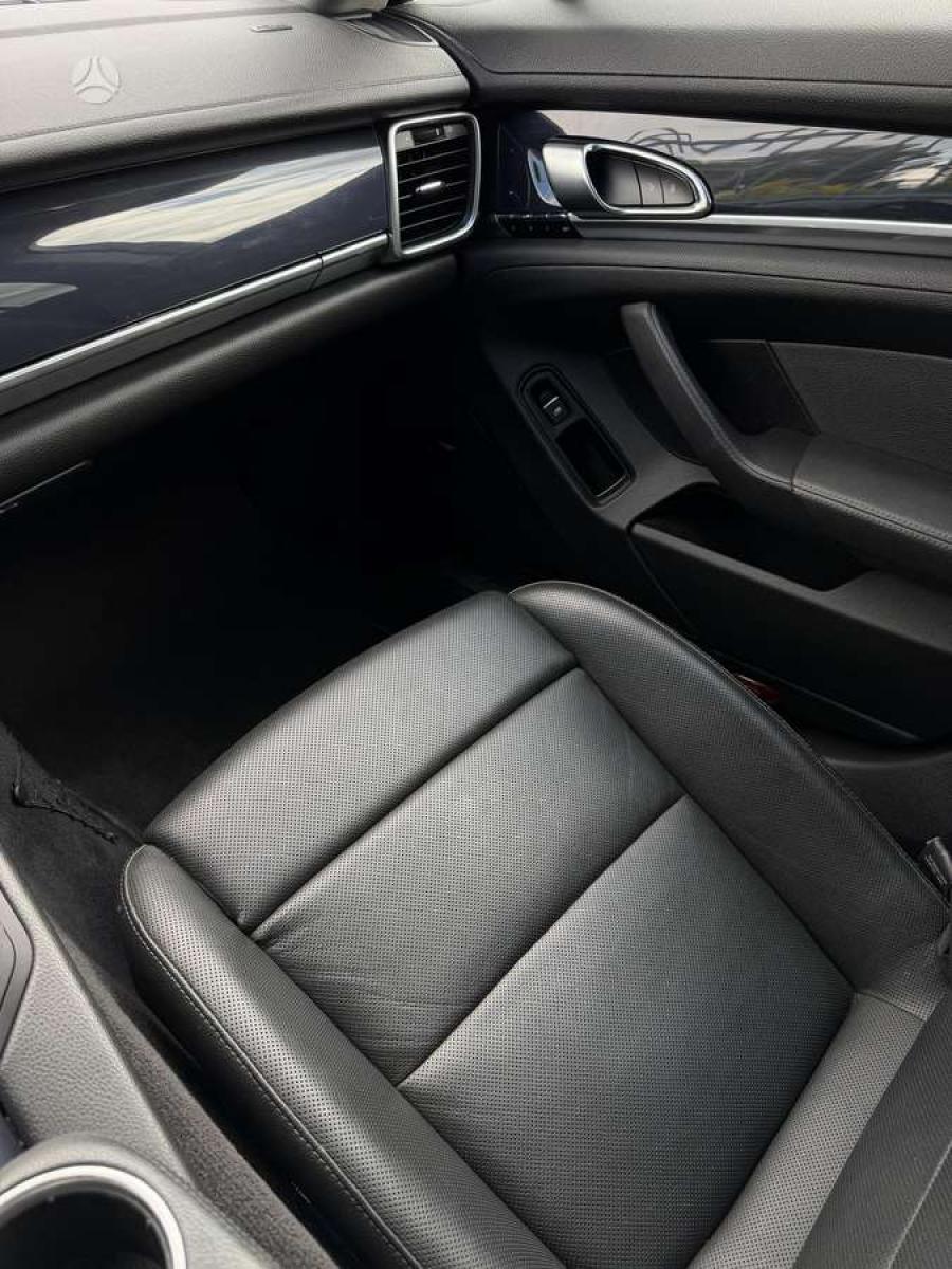 Melns Porsche Panamera 2014 Viļņa, ar dzinēja tilpumu 3.61 L un nobraukumu 176 tūkst. km par 20000 €, foto 19 vietnē AUTOMOTO.COM.LV