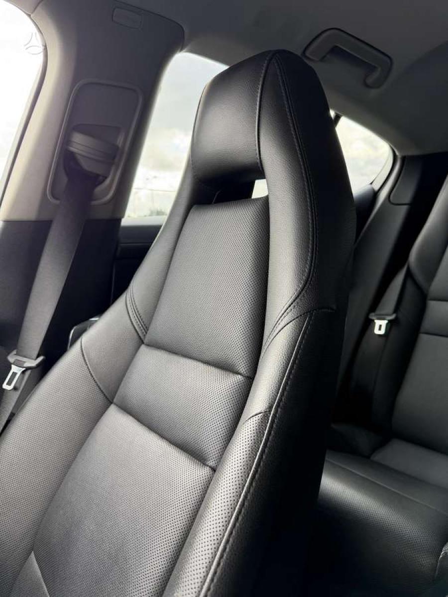 Melns Porsche Panamera 2014 Viļņa, ar dzinēja tilpumu 3.61 L un nobraukumu 176 tūkst. km par 20000 €, foto 20 vietnē AUTOMOTO.COM.LV
