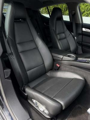 Melns Porsche Panamera 2014 Viļņa, ar dzinēja tilpumu 3.61 L un nobraukumu 176 tūkst. km par 20000 €, foto 27 vietnē AUTOMOTO.COM.LV