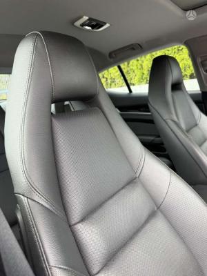 Melns Porsche Panamera 2014 Viļņa, ar dzinēja tilpumu 3.61 L un nobraukumu 176 tūkst. km par 20000 €, foto 30 vietnē AUTOMOTO.COM.LV