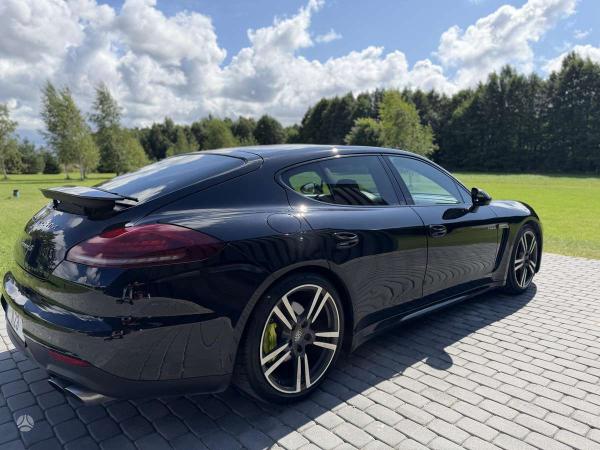 Melns Porsche Panamera 2014 Palanga, ar dzinēja tilpumu 3.00 L un nobraukumu 382 tūkst. km par 17300 €, foto 2 vietnē AUTOMOTO.COM.LV
