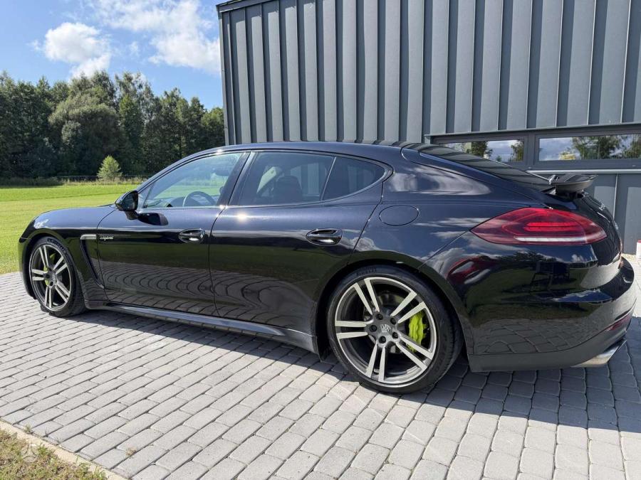 Melns Porsche Panamera 2014 Palanga, ar dzinēja tilpumu 3.00 L un nobraukumu 382 tūkst. km par 17300 €, foto 7 vietnē AUTOMOTO.COM.LV