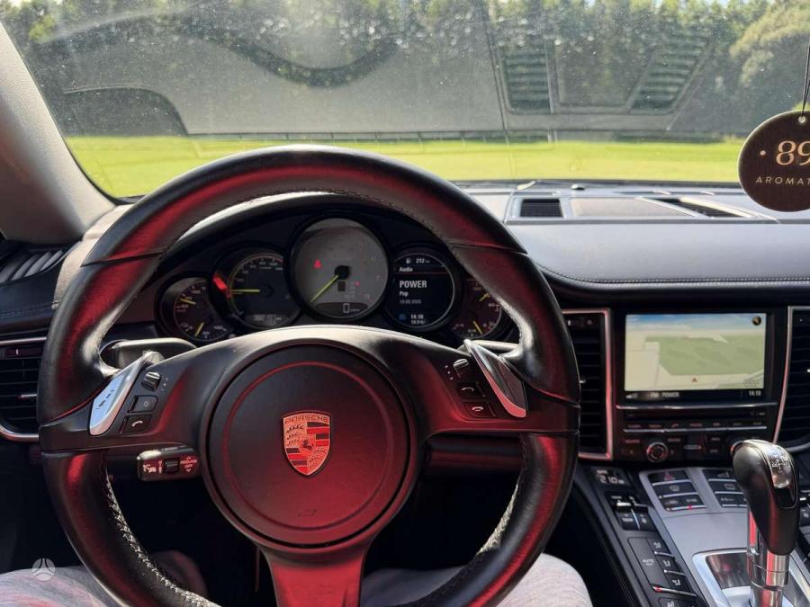 Melns Porsche Panamera 2014 Palanga, ar dzinēja tilpumu 3.00 L un nobraukumu 382 tūkst. km par 17300 €, foto 15 vietnē AUTOMOTO.COM.LV