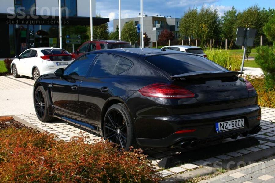 Black Porsche Panamera 2014 in Riga, with an engine capacity of 3.00 L and mileage of 174 thousand km for 20850 €, photo 6 on AUTOMOTO.COM.LV