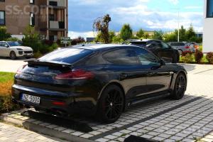 Black Porsche Panamera 2014 in Riga, with an engine capacity of 3.00 L and mileage of 174 thousand km for 20850 €, photo 24 on AUTOMOTO.COM.LV