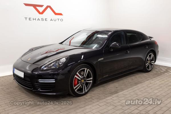 Black Porsche Panamera 2015 in Tartu, with an engine capacity of 4.81 L and mileage of 51 thousand km for 43900 €, photo 1 on AUTOMOTO.COM.LV