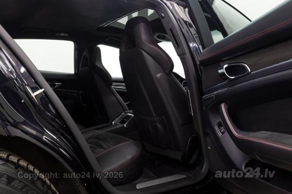 Black Porsche Panamera 2015 in Tartu, with an engine capacity of 4.81 L and mileage of 51 thousand km for 43900 €, photo 10 on AUTOMOTO.COM.LV