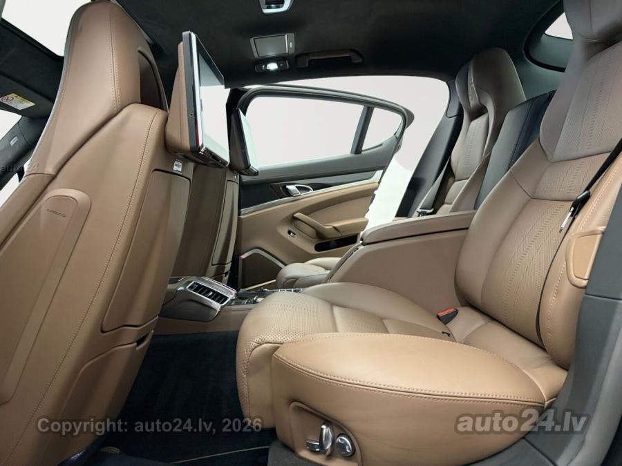Melns Porsche Panamera 2015 Tallina, ar dzinēja tilpumu 4.80 L un nobraukumu 96 tūkst. km par 75900 €, foto 7 vietnē AUTOMOTO.COM.LV