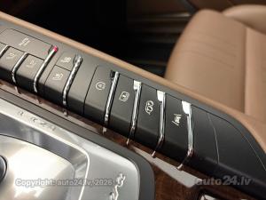 Melns Porsche Panamera 2015 Tallina, ar dzinēja tilpumu 4.80 L un nobraukumu 96 tūkst. km par 75900 €, foto 12 vietnē AUTOMOTO.COM.LV