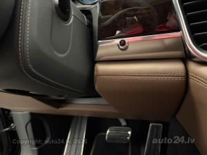 Melns Porsche Panamera 2015 Tallina, ar dzinēja tilpumu 4.80 L un nobraukumu 96 tūkst. km par 75900 €, foto 23 vietnē AUTOMOTO.COM.LV