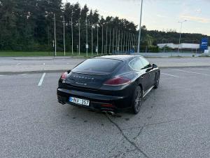Black Porsche Panamera 2015 in Vilnius, with an engine capacity of 3.00 L and mileage of 106 thousand km for 18500 €, photo 5 on AUTOMOTO.COM.LV