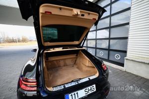 Black Porsche Panamera 2016 in Tallinn, with an engine capacity of 4.00 L and mileage of 147 thousand km for 58900 €, photo 23 on AUTOMOTO.COM.LV