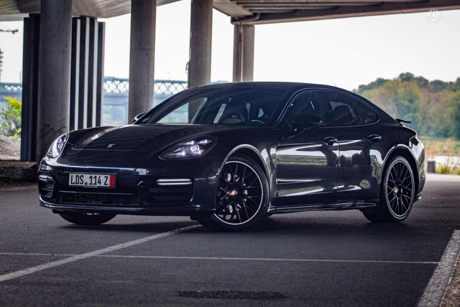 Melns Porsche Panamera 2017 Kauņa, ar dzinēja tilpumu 3.00 L un nobraukumu 106 tūkst. km par 44000 €, foto 20 vietnē AUTOMOTO.COM.LV