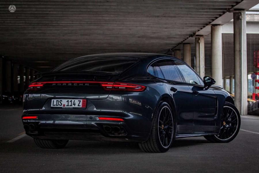 Melns Porsche Panamera 2017 Kauņa, ar dzinēja tilpumu 3.00 L un nobraukumu 106 tūkst. km par 44000 €, foto 22 vietnē AUTOMOTO.COM.LV