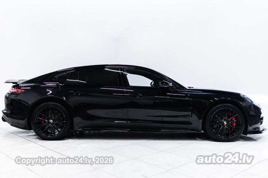 Black Porsche Panamera 2017 in Tallinn, with an engine capacity of 4.00 L and mileage of 97 thousand km for 78900 €, photo 5 on AUTOMOTO.COM.LV