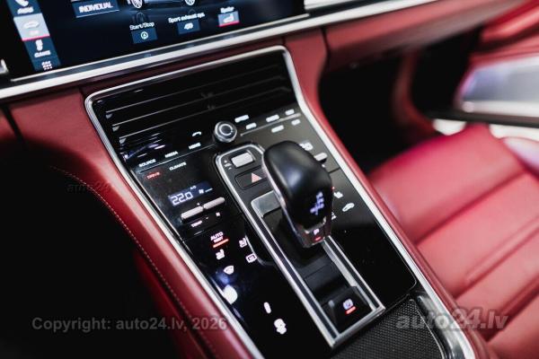 Melns Porsche Panamera 2017 Tallina, ar dzinēja tilpumu 4.00 L un nobraukumu 97 tūkst. km par 78900 €, foto 11 vietnē AUTOMOTO.COM.LV