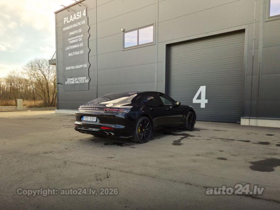 Black Porsche Panamera 2017 in Tallinn, with an engine capacity of 4.00 L and mileage of 184 thousand km for 68500 €, photo 8 on AUTOMOTO.COM.LV
