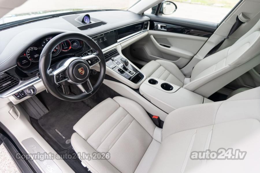 Black Porsche Panamera 2017 in Tallinn, with an engine capacity of 2.90 L and mileage of 176 thousand km for 44000 €, photo 10 on AUTOMOTO.COM.LV