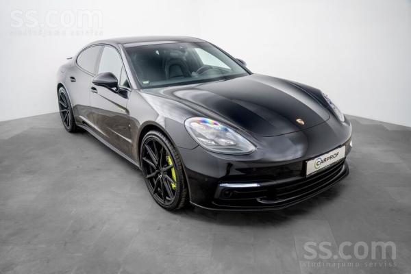 Black Porsche Panamera 2017 in Tallinn, with an engine capacity of 2.90 L and mileage of 160 thousand km for 48899 €, photo 3 on AUTOMOTO.COM.LV
