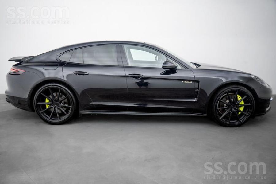 Melns Porsche Panamera 2017 Tallina, ar dzinēja tilpumu 2.90 L un nobraukumu 160 tūkst. km par 48899 €, foto 5 vietnē AUTOMOTO.COM.LV