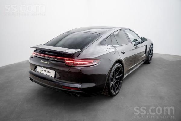 Black Porsche Panamera 2017 in Tallinn, with an engine capacity of 2.90 L and mileage of 160 thousand km for 48899 €, photo 5 on AUTOMOTO.COM.LV