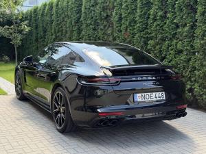 Melns Porsche Panamera 2017 Kauņa, ar dzinēja tilpumu 2.89 L un nobraukumu 179 tūkst. km par 41650 €, foto  vietnē AUTOMOTO.COM.LV