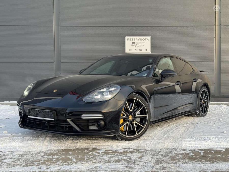 Black Porsche Panamera 2018 in Vilnius, with an engine capacity of 4.00 L and mileage of 64 thousand km for 66500 €, photo 1 on AUTOMOTO.COM.LV