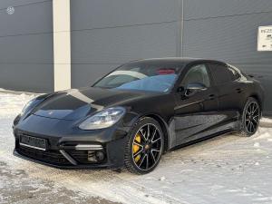 Black Porsche Panamera 2018 in Vilnius, with an engine capacity of 4.00 L and mileage of 64 thousand km for 66500 €, photo 3 on AUTOMOTO.COM.LV