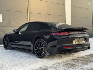 Black Porsche Panamera 2018 in Vilnius, with an engine capacity of 4.00 L and mileage of 64 thousand km for 66500 €, photo 5 on AUTOMOTO.COM.LV