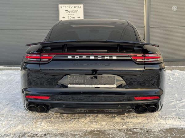 Black Porsche Panamera 2018 in Vilnius, with an engine capacity of 4.00 L and mileage of 64 thousand km for 66500 €, photo 8 on AUTOMOTO.COM.LV