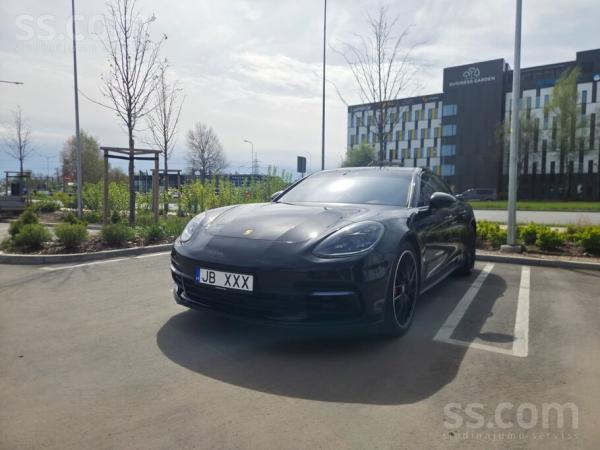 Melns Porsche Panamera 2018 Rīga, ar dzinēja tilpumu 2.90 L un nobraukumu 159 tūkst. km par 50500 €, foto 1 vietnē AUTOMOTO.COM.LV