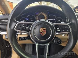 Melns Porsche Panamera 2018 Rīga, ar dzinēja tilpumu 2.90 L un nobraukumu 159 tūkst. km par 50500 €, foto 10 vietnē AUTOMOTO.COM.LV