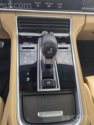 Melns Porsche Panamera 2018 Rīga, ar dzinēja tilpumu 2.90 L un nobraukumu 159 tūkst. km par 50500 €, foto 11 vietnē AUTOMOTO.COM.LV