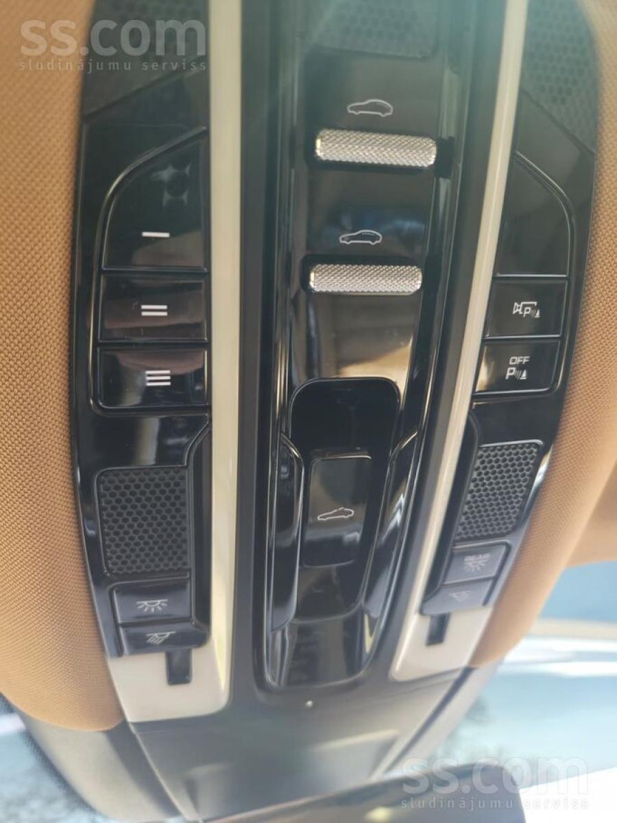 Melns Porsche Panamera 2018 Rīga, ar dzinēja tilpumu 2.90 L un nobraukumu 159 tūkst. km par 50500 €, foto 20 vietnē AUTOMOTO.COM.LV