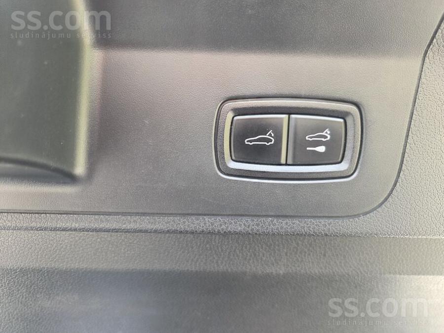 Melns Porsche Panamera 2018 Rīga, ar dzinēja tilpumu 2.90 L un nobraukumu 162 tūkst. km par 47800 €, foto 16 vietnē AUTOMOTO.COM.LV