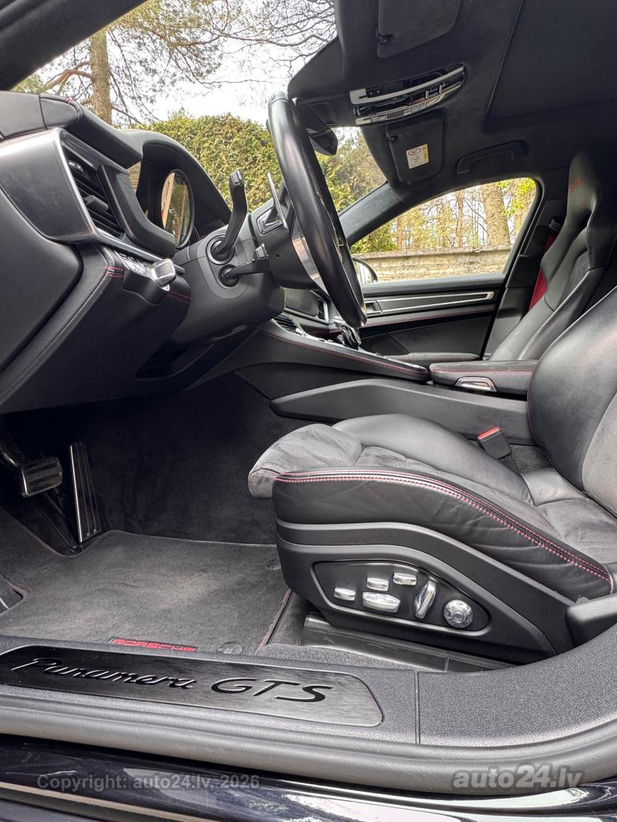 Melns Porsche Panamera 2019 Tallina, ar dzinēja tilpumu 4.00 L un nobraukumu 112 tūkst. km par 65000 €, foto 9 vietnē AUTOMOTO.COM.LV