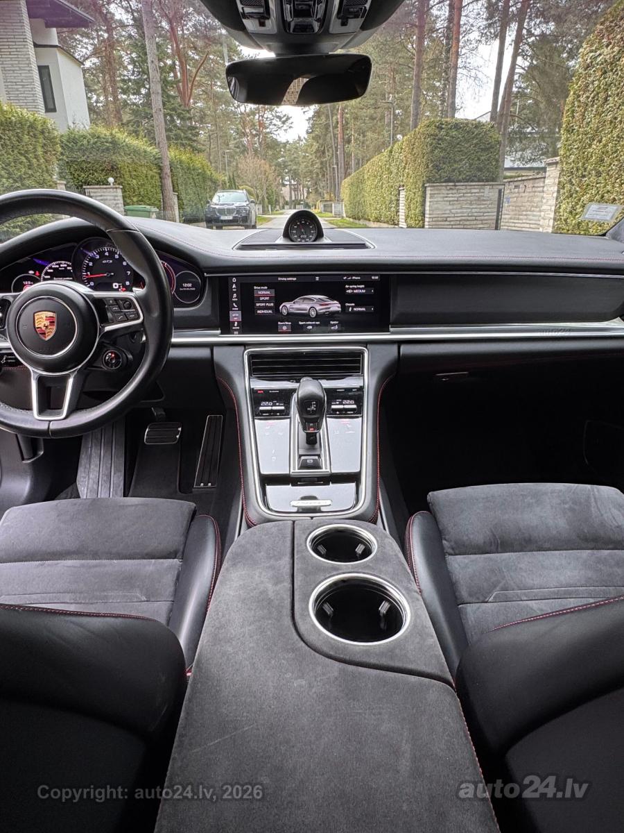 Melns Porsche Panamera 2019 Tallina, ar dzinēja tilpumu 4.00 L un nobraukumu 112 tūkst. km par 65000 €, foto 12 vietnē AUTOMOTO.COM.LV