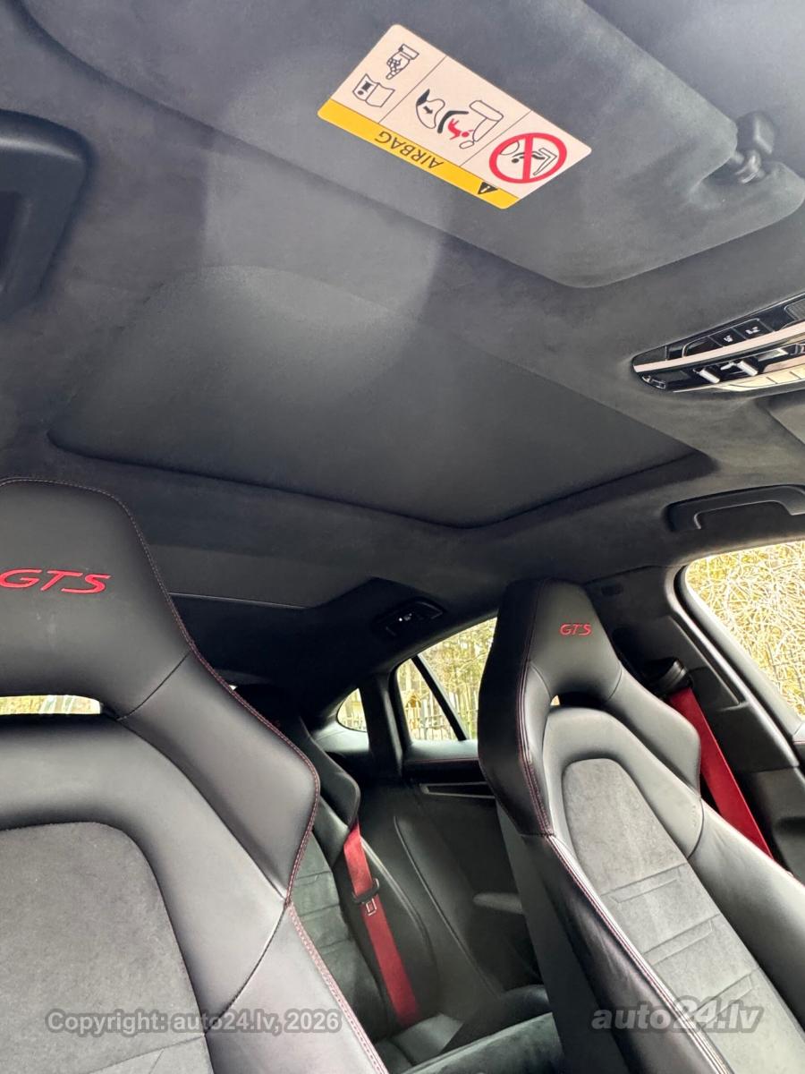 Melns Porsche Panamera 2019 Tallina, ar dzinēja tilpumu 4.00 L un nobraukumu 112 tūkst. km par 65000 €, foto 14 vietnē AUTOMOTO.COM.LV