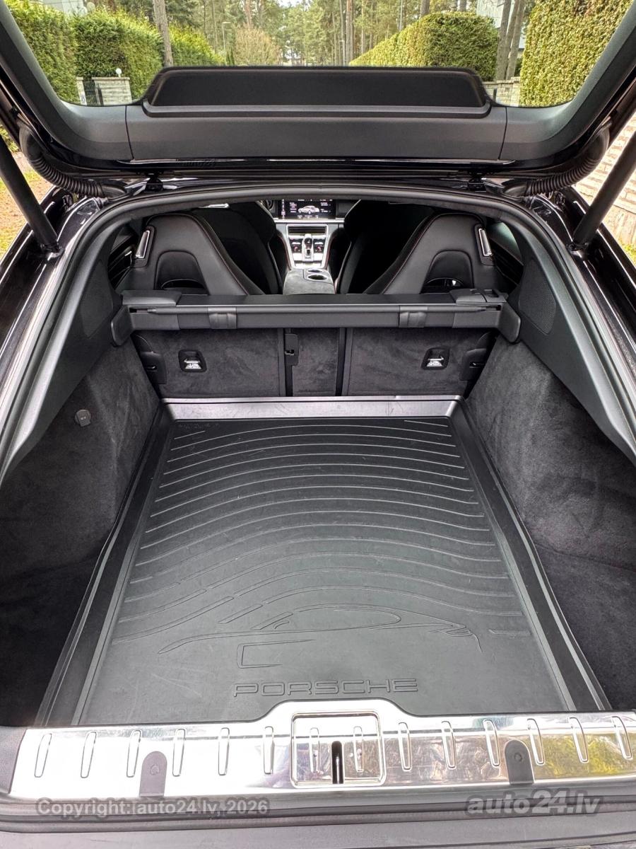 Melns Porsche Panamera 2019 Tallina, ar dzinēja tilpumu 4.00 L un nobraukumu 112 tūkst. km par 65000 €, foto 18 vietnē AUTOMOTO.COM.LV