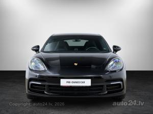 Black Porsche Panamera 2020 in Tallinn, with an engine capacity of 2.90 L and mileage of 100 thousand km for 56000 €, photo 3 on AUTOMOTO.COM.LV
