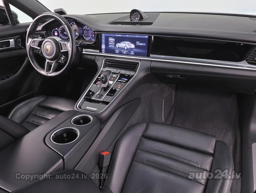 Black Porsche Panamera 2020 in Tallinn, with an engine capacity of 2.90 L and mileage of 100 thousand km for 56000 €, photo 18 on AUTOMOTO.COM.LV
